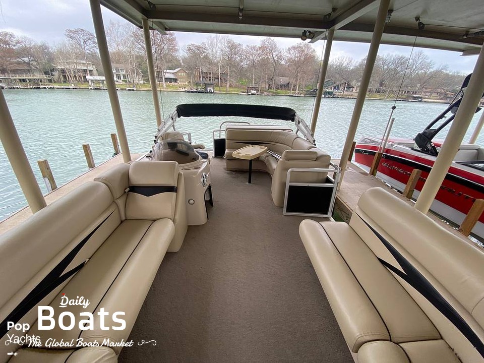 2011 Harris Cruiser 220 Cx for sale. View price, photos and Buy 2011 ...