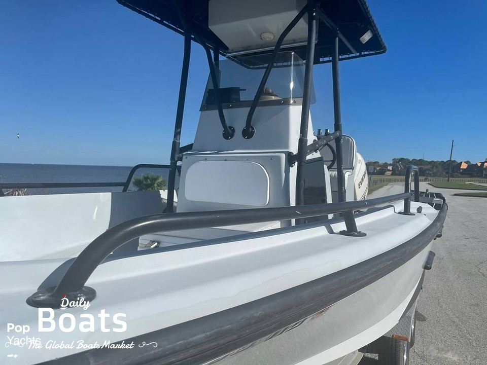 1999 Boston Whaler 21 Outrage (Justice Edition) for sale. View price ...