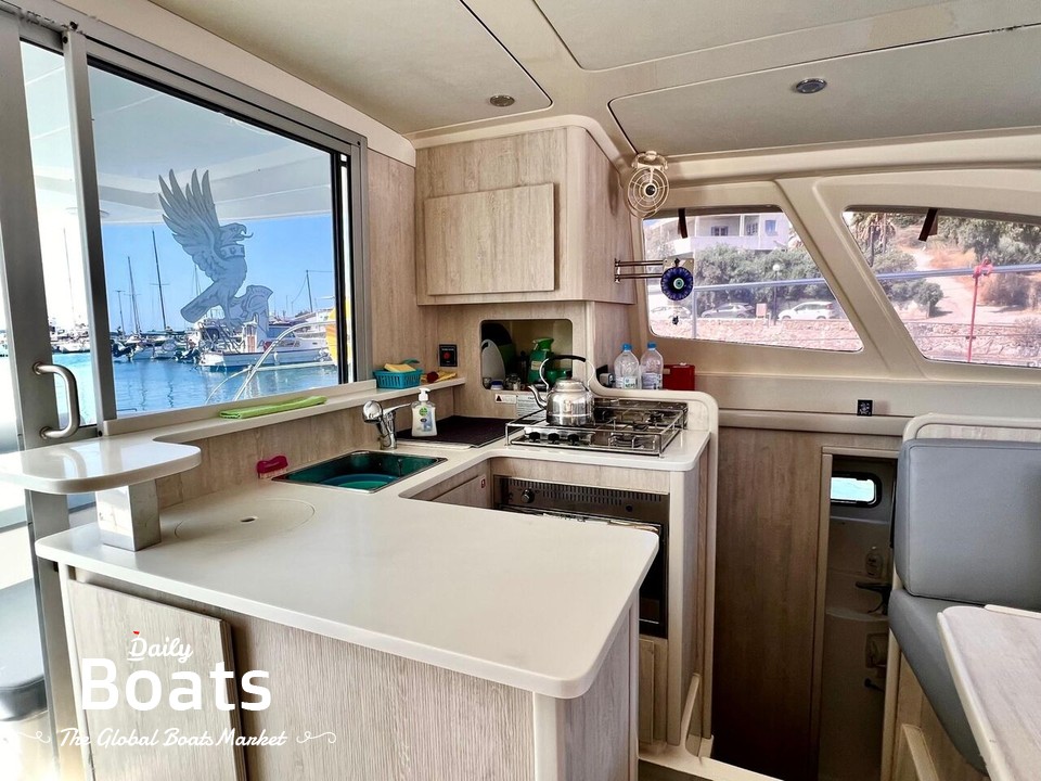 2015 Leopard Yachts 39 Powercat for sale. View price, photos and Buy ...