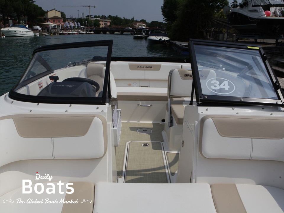 2018 Bayliner Vr5 for sale. View price, photos and Buy 2018 Bayliner ...