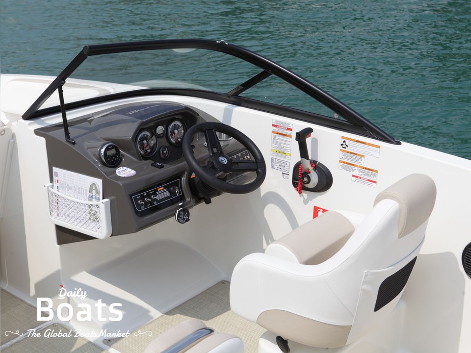 2018 Bayliner Vr5 for sale. View price, photos and Buy 2018 Bayliner ...