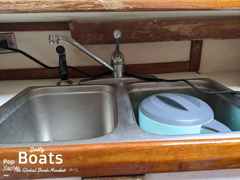 1982 Nightwind 35 Pathfinder for sale. View price, photos and Buy 1982 ...