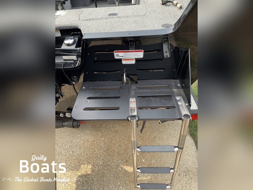 2017 Tracker Pro Guide V-175 Combo for sale. View price, photos and Buy ...