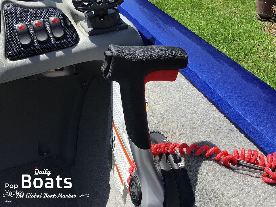 2012 Bass Tracker Pro Team 175 Tf for sale. View price, photos and Buy ...