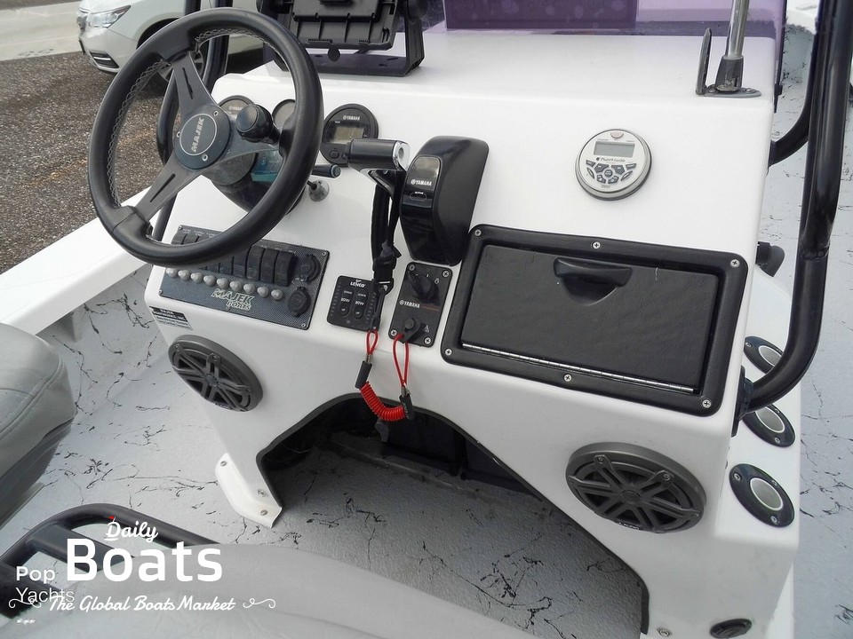 2020 Majek 25 Xtreme for sale. View price, photos and Buy 2020 Majek 25 ...