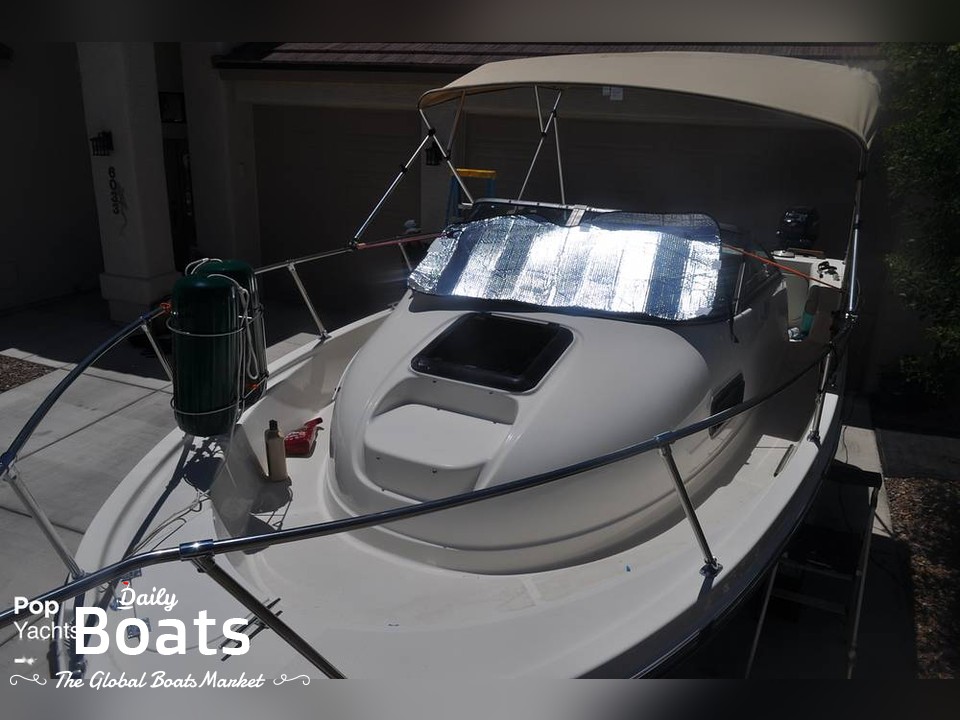 2001 Trophy Boats 2052 for sale. View price, photos and Buy 2001 Trophy ...