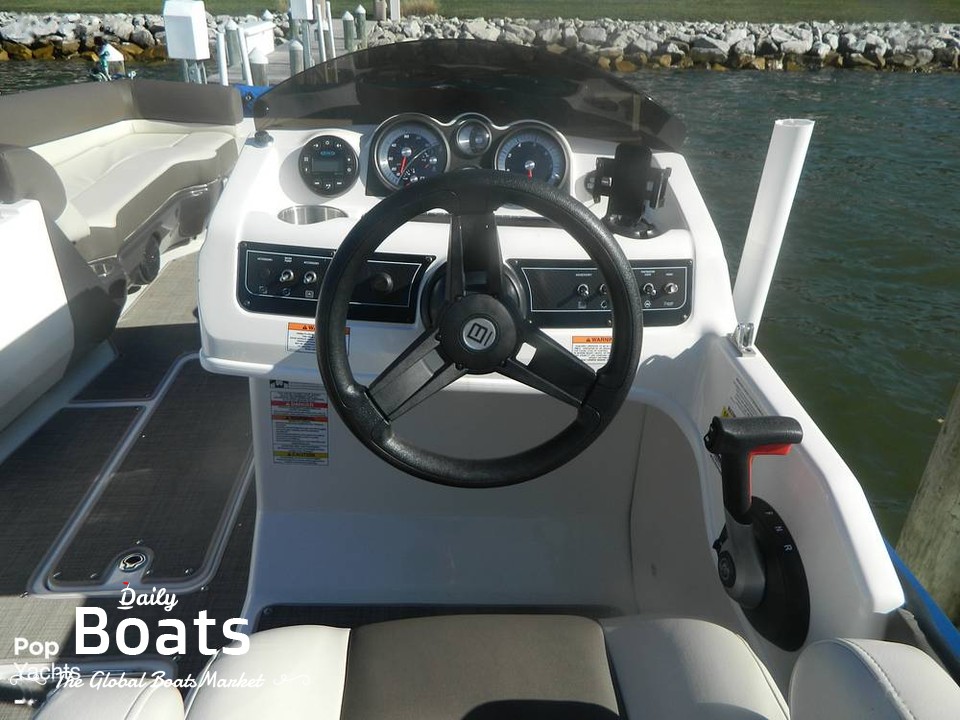 2021 Bayliner Element Xr7 for sale. View price, photos and Buy 2021 ...