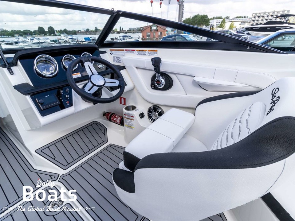 2022 Sea Ray Spx 210 Outboard for sale. View price, photos and Buy 2022 ...