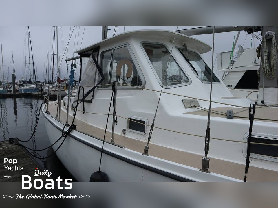 1974 Gulfstar Yachts 41 for sale. View price, photos and Buy 1974 ...