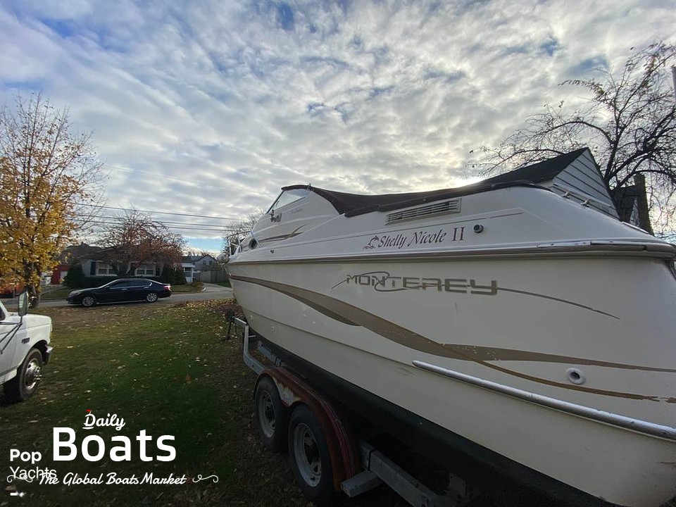 1998 Monterey 256 Cruiser for sale. View price, photos and Buy 1998 ...