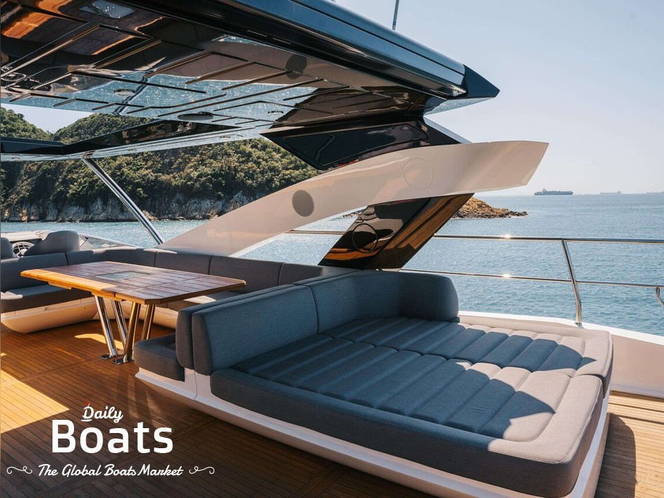 2018 Sunseeker 86 Yacht for sale. View price, photos and Buy 2018 ...