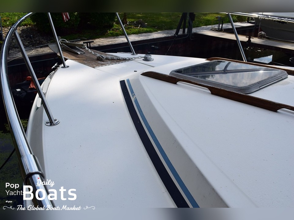 1986 Sea Ray 300 Sundancer for sale. View price, photos and Buy 1986 ...