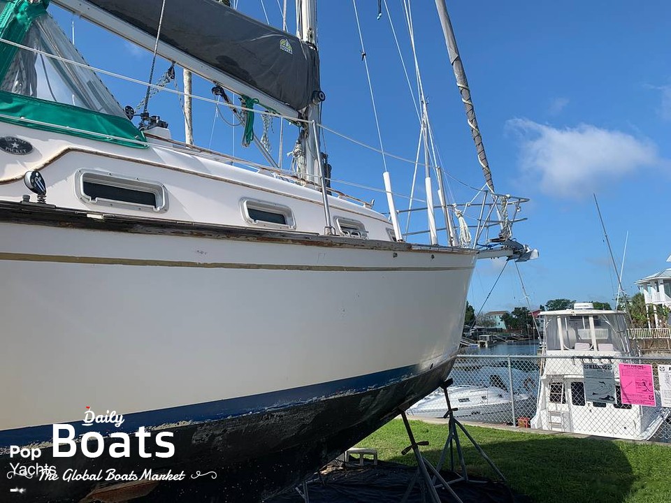 1986 Island Packet 27 for sale. View price, photos and Buy 1986 Island ...