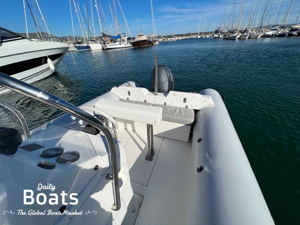 2011 Silver Marine Phoenix 570 for sale. View price, photos and Buy ...