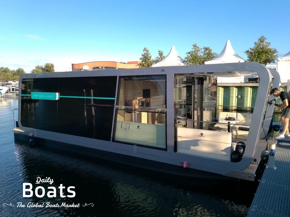 2022 Perla Yacht Group E-Vision 42 Direct for sale. View price, photos ...