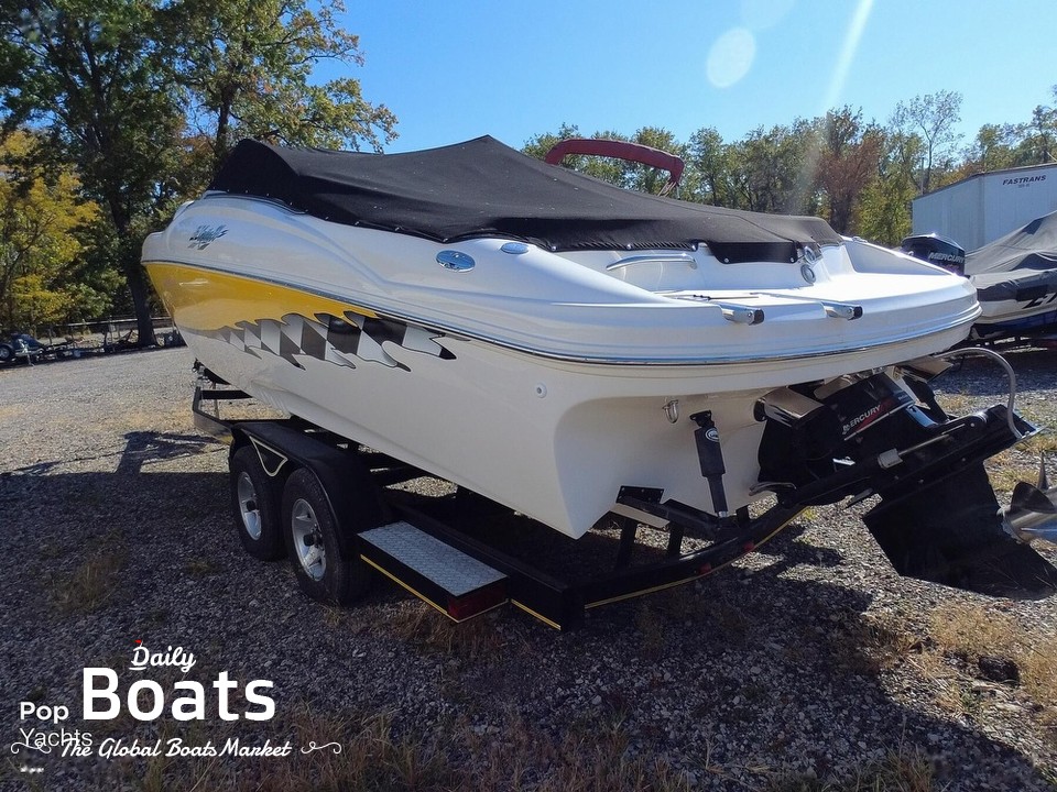 2002 Rinker 262 Captiva Ss for sale. View price, photos and Buy 2002 ...