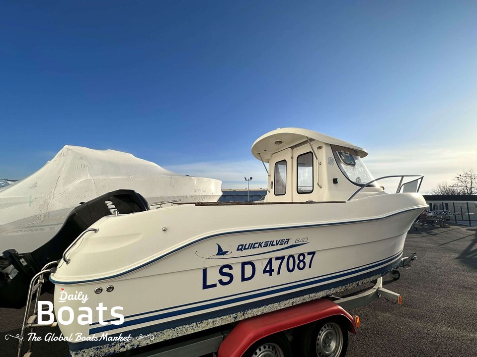 2007 Quicksilver 640 Weekend for sale. View price, photos and Buy 2007 ...