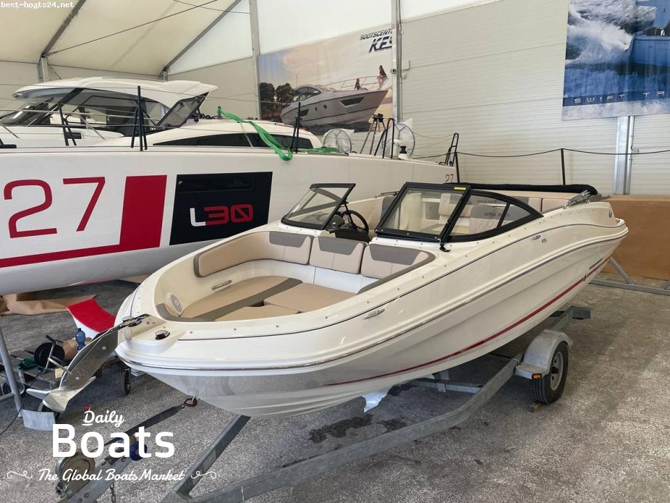 2023 Bayliner Vr5 Bowrider Outboard for sale. View price, photos and Buy 2023 Bayliner Vr5 ...