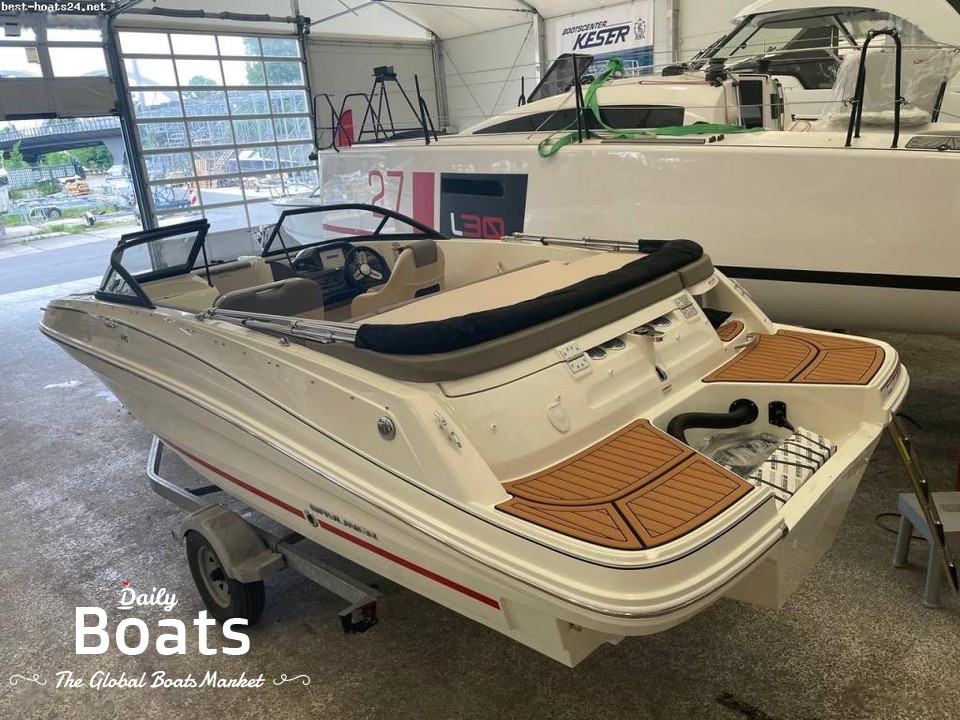 2023 Bayliner Vr5 Bowrider Outboard for sale. View price, photos and Buy 2023 Bayliner Vr5 ...