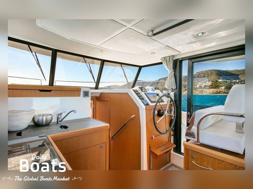 2024 Bénéteau Swift Trawler 35 for sale. View price, photos and Buy 2024 Bénéteau Swift Trawler ...