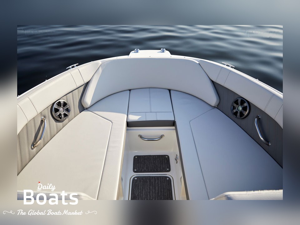 2023 Sea Ray 230 Spx Inboard for sale. View price, photos and Buy 2023 ...