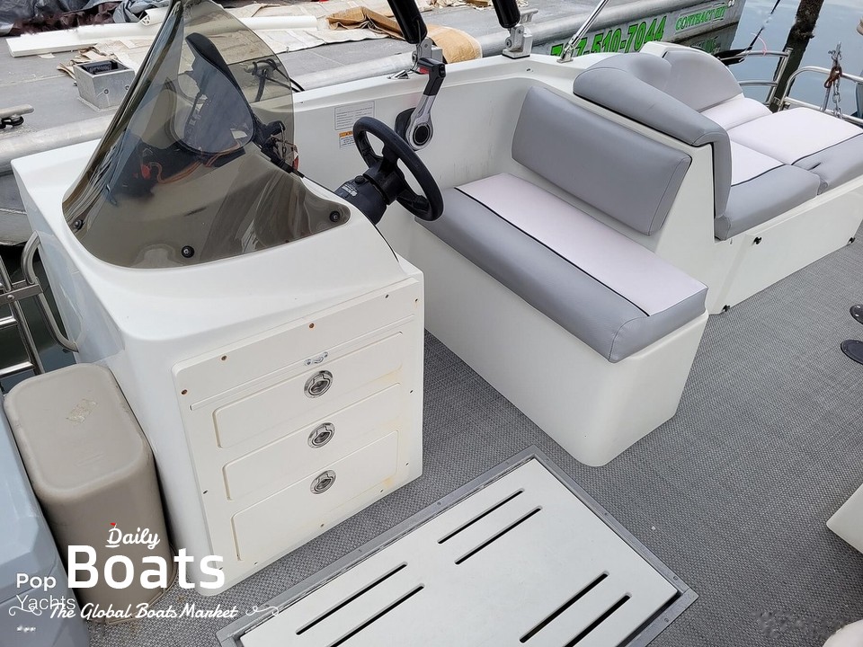 2015 Caravelle Powerboats 249 Razor for sale. View price, photos and ...