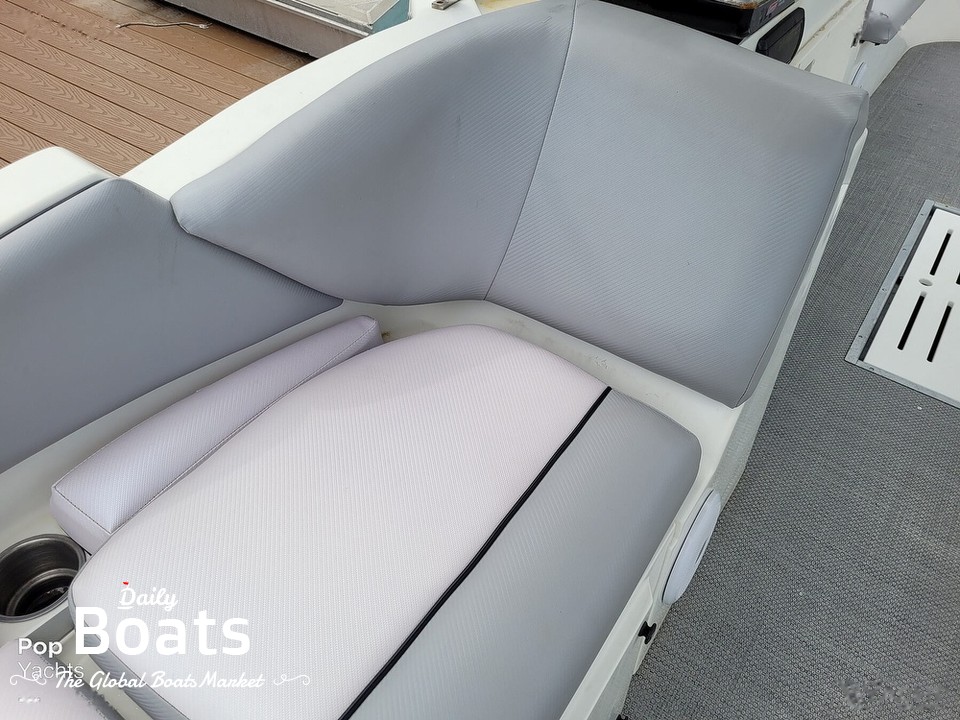 2015 Caravelle Powerboats 249 Razor for sale. View price, photos and ...