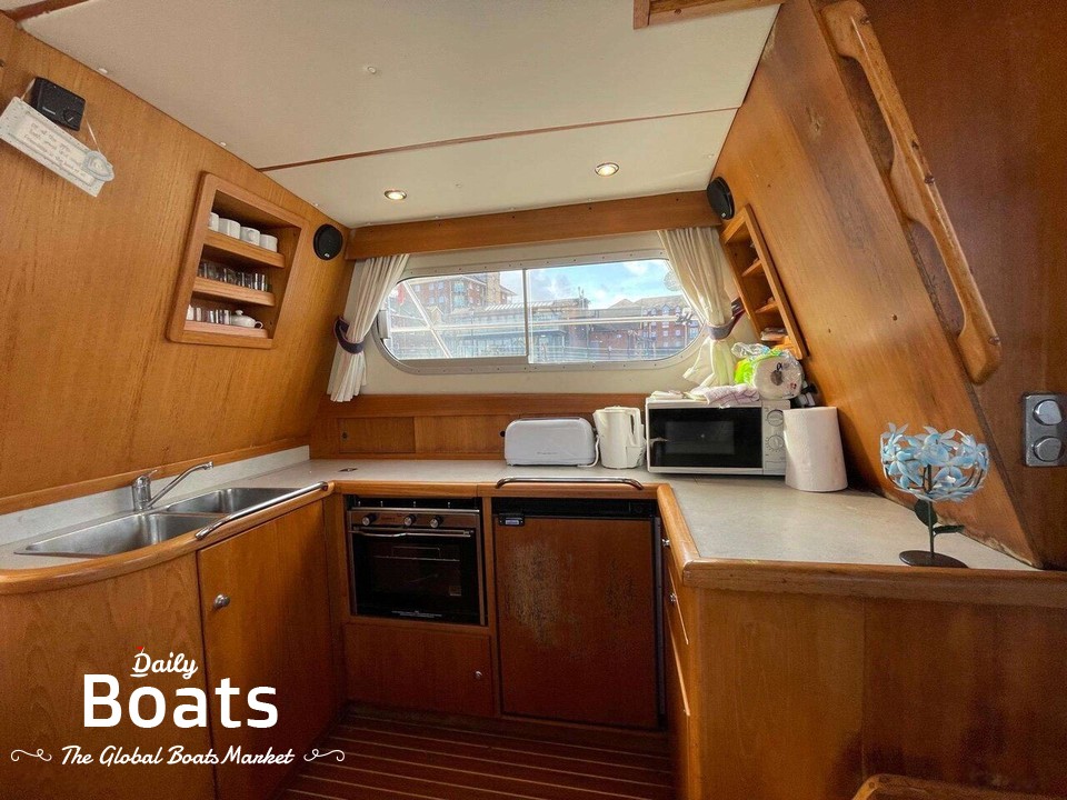 2001 Nimbus Boats 370 Commander for sale. View price, photos and Buy ...