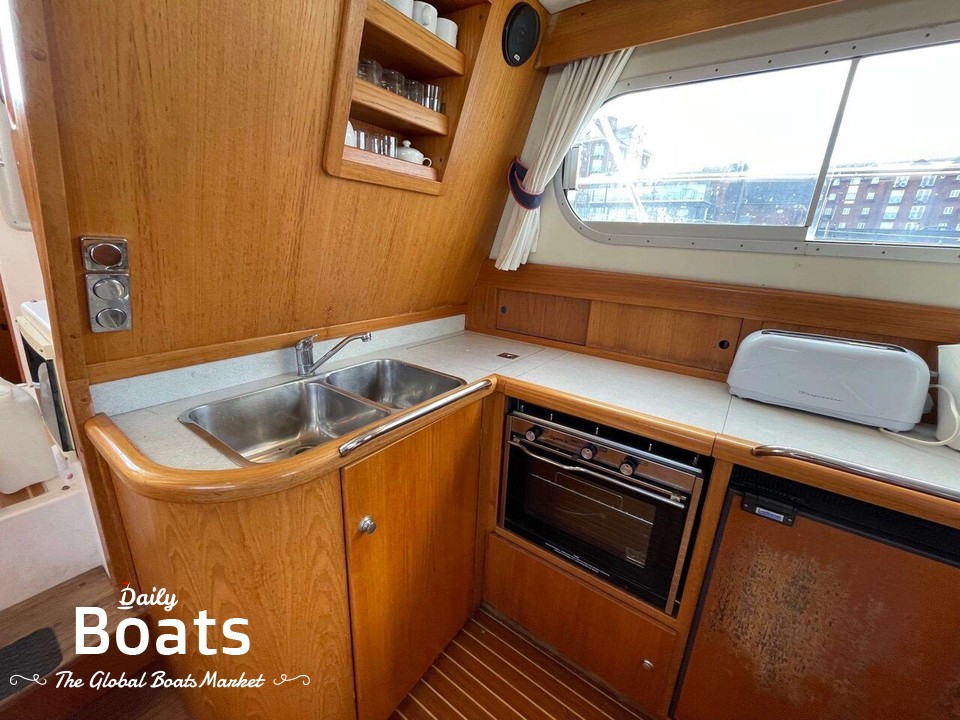 2001 Nimbus Boats 370 Commander for sale. View price, photos and Buy ...