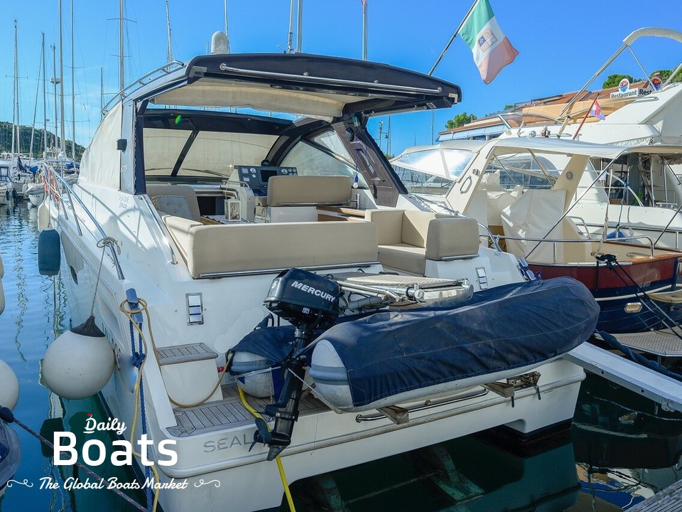 2010 Sealine Sc 35 for sale. View price, photos and Buy 2010 Sealine Sc ...