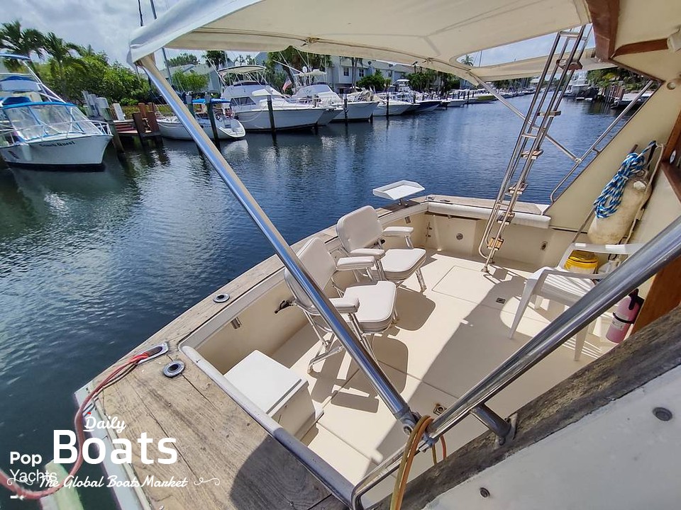 1989 Pacemaker Yachts 33 for sale. View price, photos and Buy 1989 ...