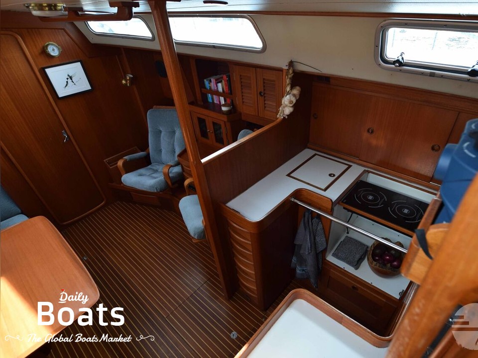 Hallberg-Rassy 45 for sale. View price, photos and Buy Hallberg-Rassy ...