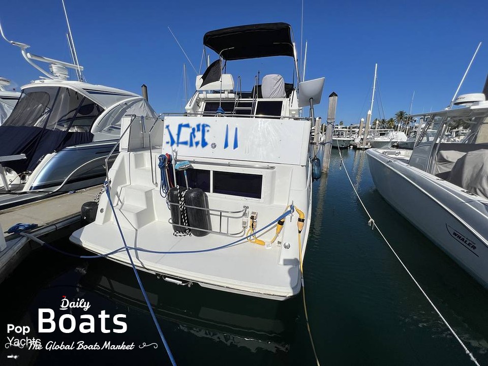 1996 Carver Yachts 325 Aft Cabin for sale. View price, photos and Buy ...
