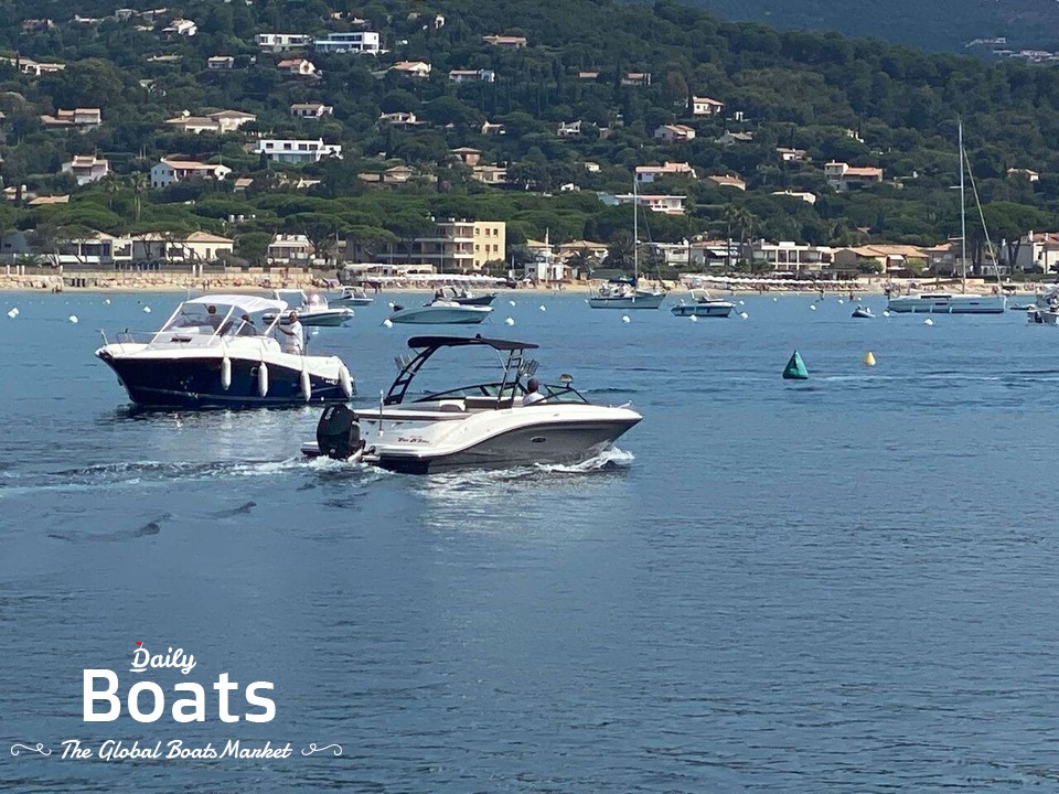 2021 Sea Ray 230 Spx for sale. View price, photos and Buy 2021 Sea Ray ...