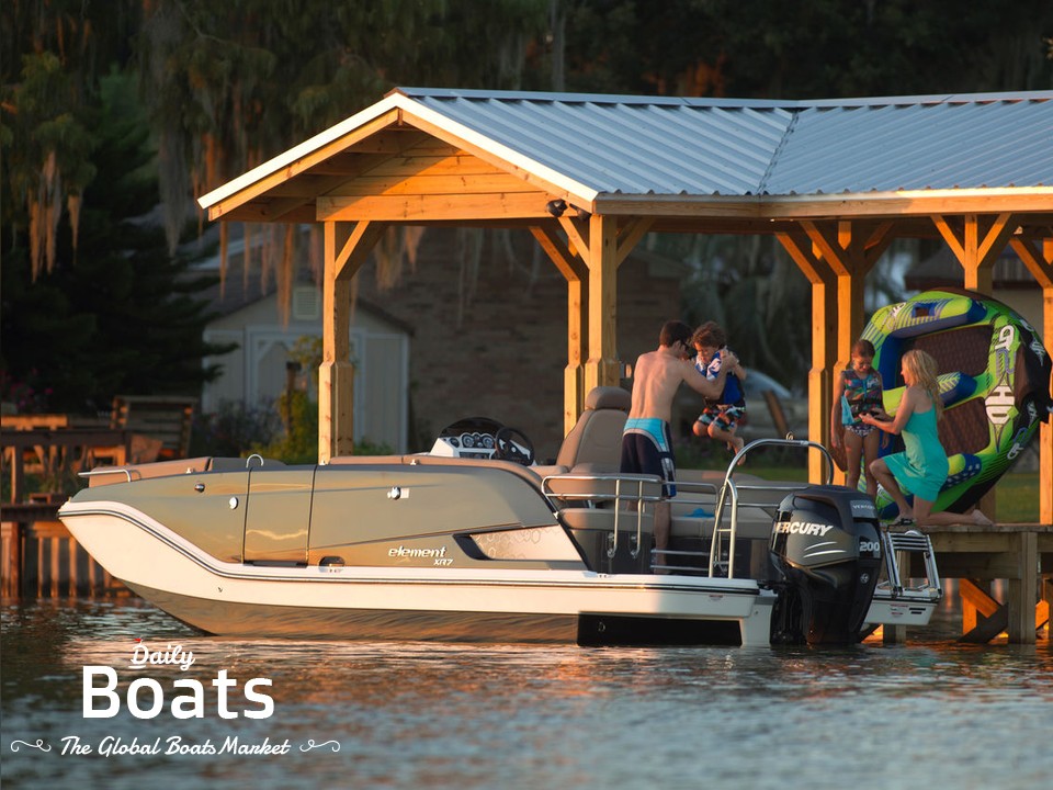 2020 Bayliner Xr7 for sale. View price, photos and Buy 2020 Bayliner ...