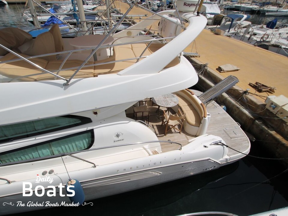 2007 Jeanneau Prestige 42 Flybridge for sale. View price, photos and ...