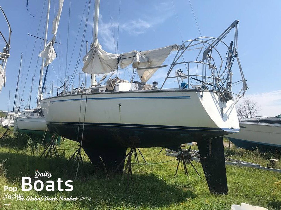 1983 Endeavour Catamaran 35 for sale. View price, photos and Buy 1983 ...