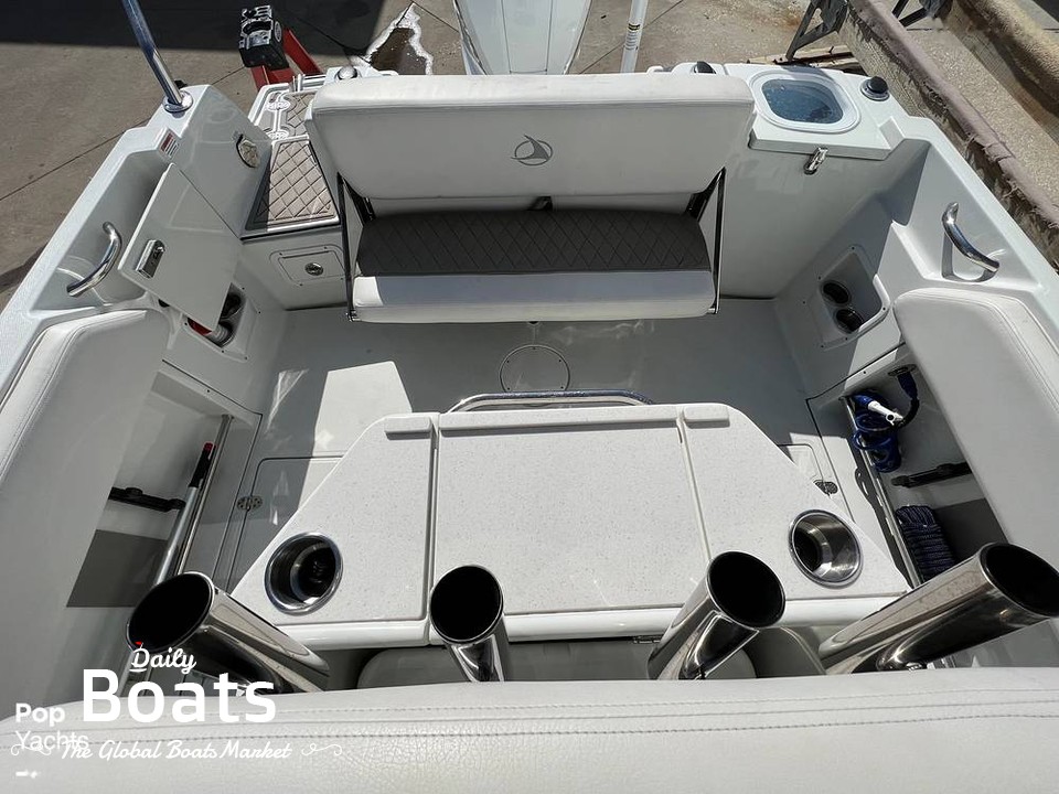 2022 Crownline Finseeker 220Cc for sale. View price, photos and Buy ...