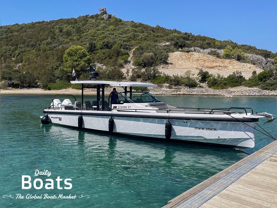 2020 Axopar 37 Sun-Top for sale. View price, photos and Buy 2020 Axopar ...