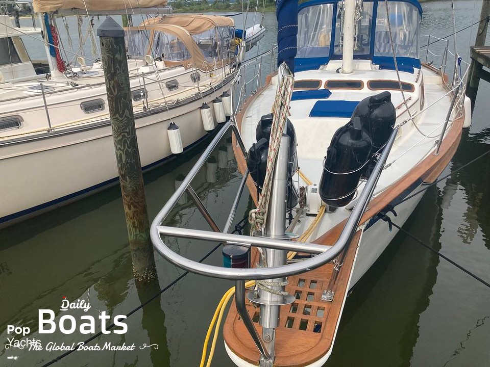 1985 Irwin Yacht 38 for sale. View price, photos and Buy 1985 Irwin ...