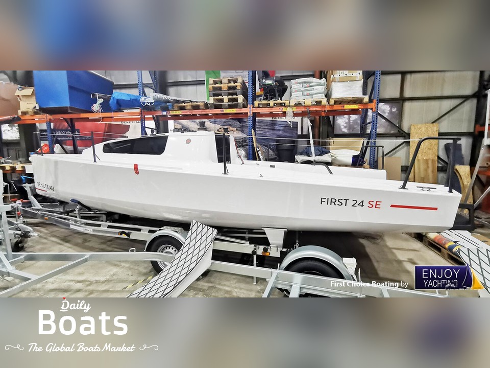 2022 Bénéteau First 24 Se Seascape на продажу. Посмотреть цену ...