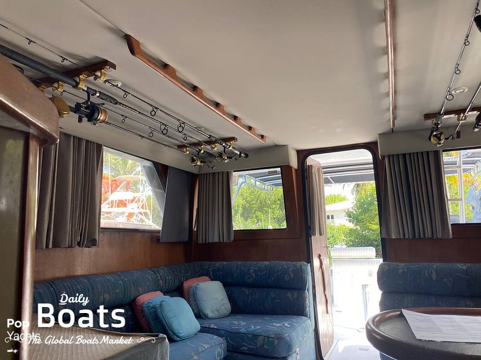 1992 Phoenix Marine 33 Sfx for sale. View price, photos and Buy 1992 ...