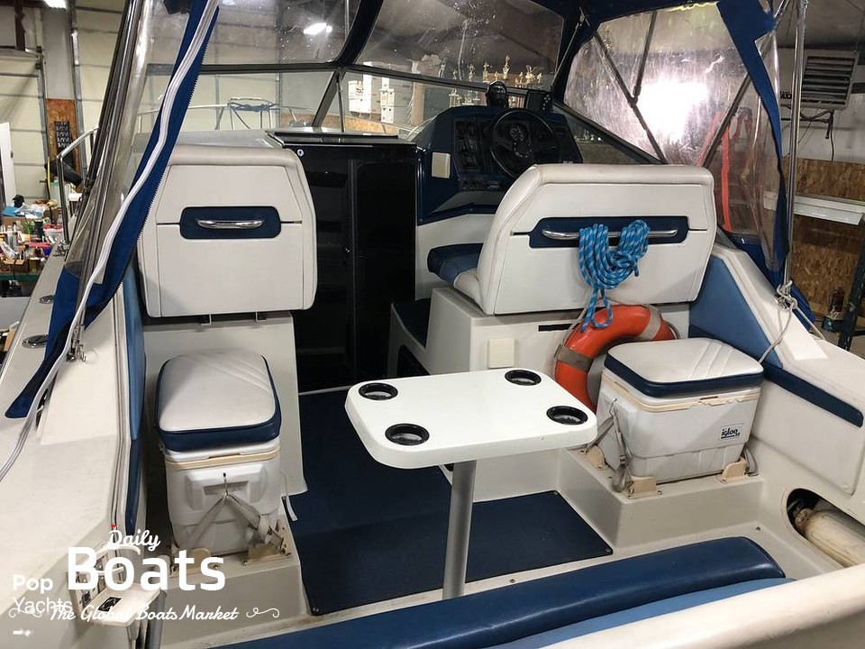 1989 Carver Yachts 23 Montego Mid Cabin for sale. View price, photos ...