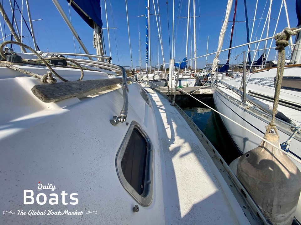 1997 Dufour 30 Classic for sale. View price, photos and Buy 1997 Dufour ...