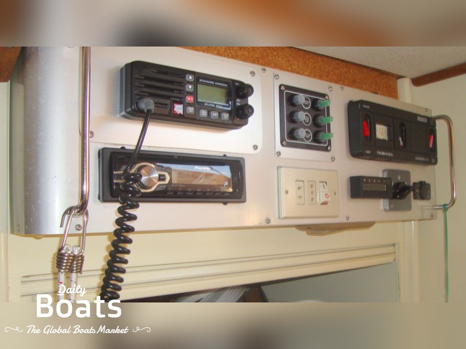 1987 Cranchi Endurance 31 for sale. View price, photos and Buy 1987 ...