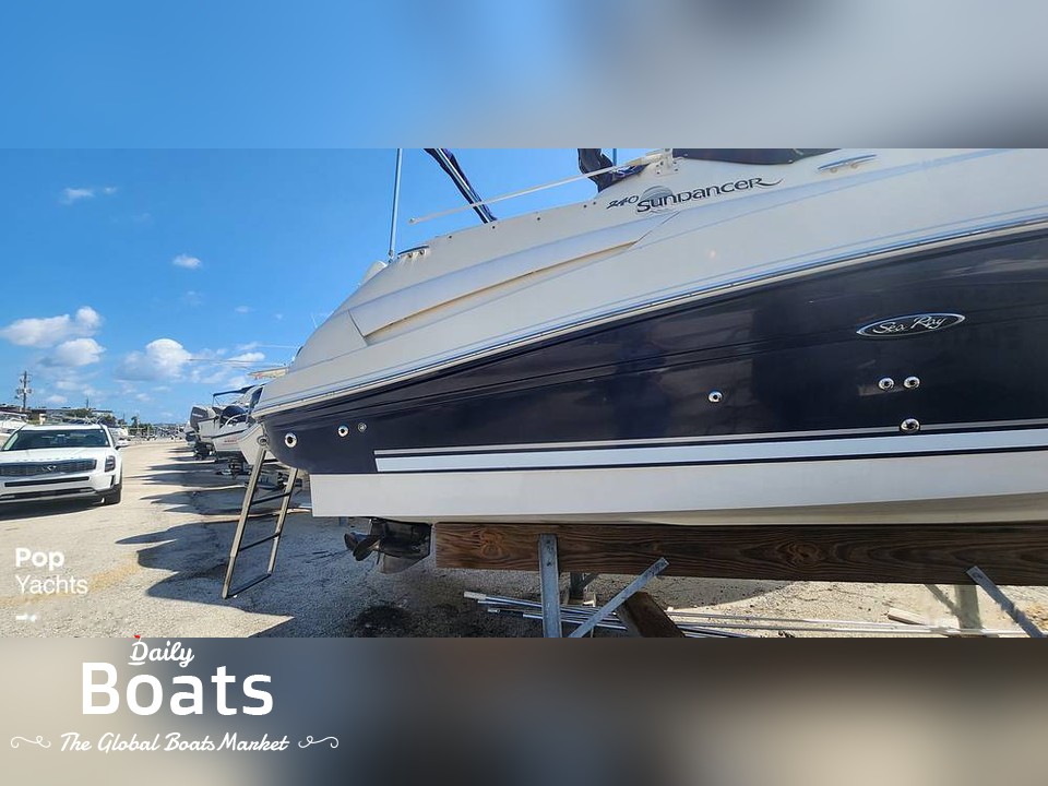 2006 Sea Ray 240 Sundancer Da for sale. View price, photos and Buy 2006 ...