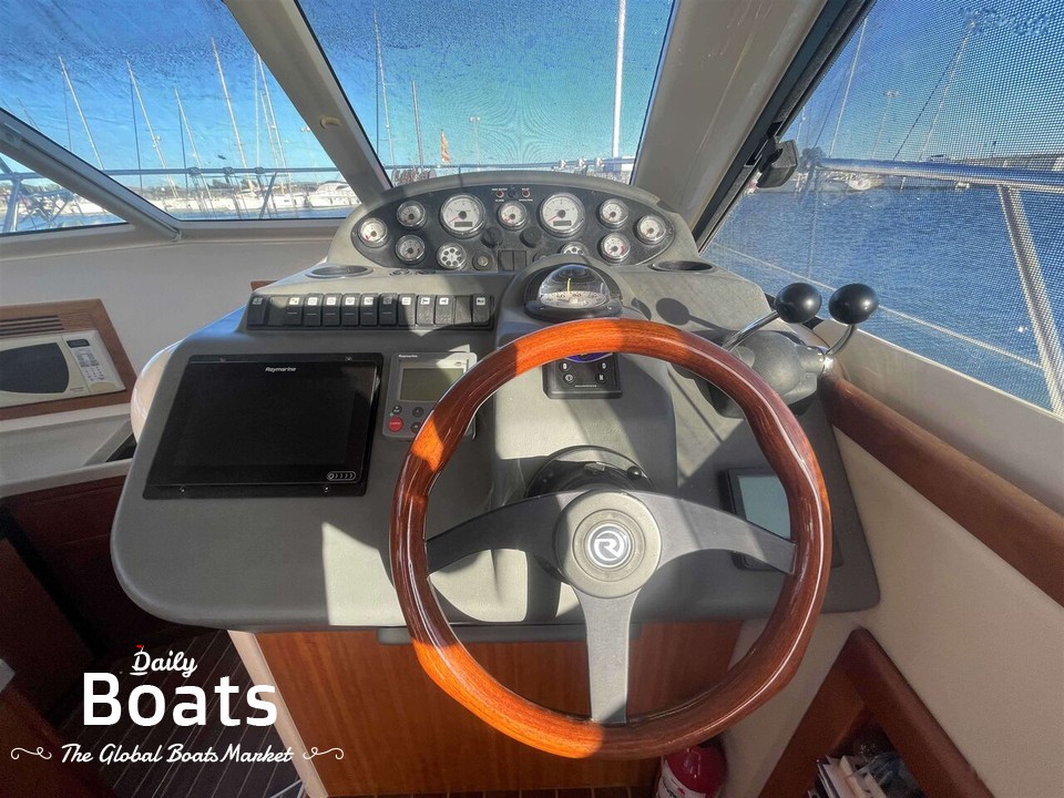 2005 Riviera 33 for sale. View price, photos and Buy 2005 Riviera 33 ...