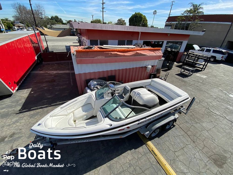 1999 MasterCraft 205 Pro Star Duvall Edition for sale. View price ...
