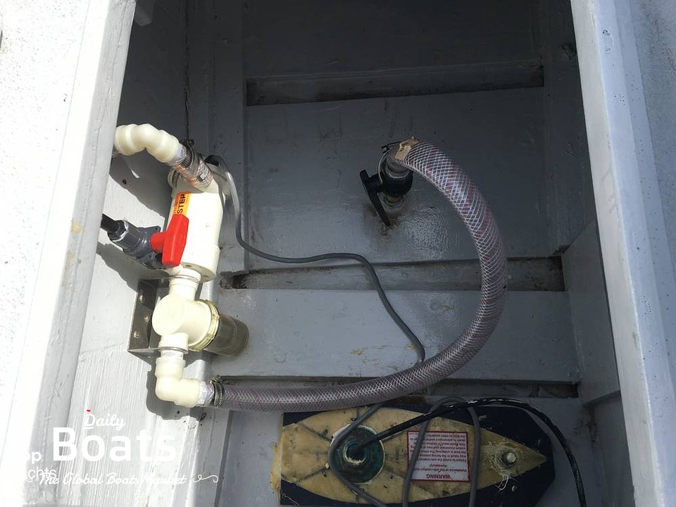 1982 Clipper Craft 26 Dory for sale. View price, photos and Buy 1982 ...