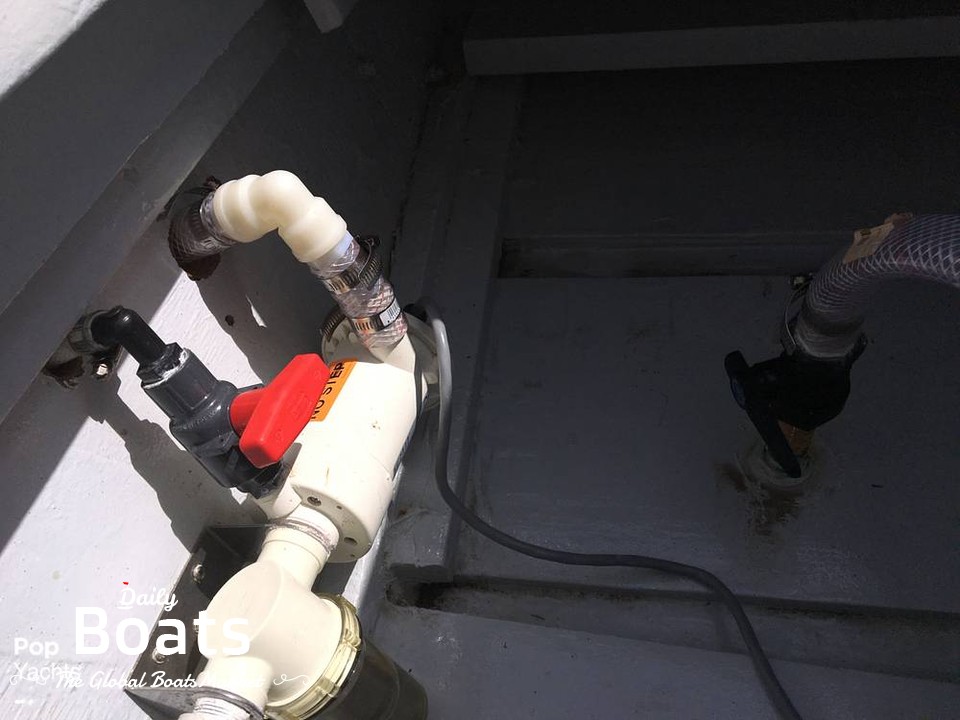 1982 Clipper Craft 26 Dory for sale. View price, photos and Buy 1982 ...